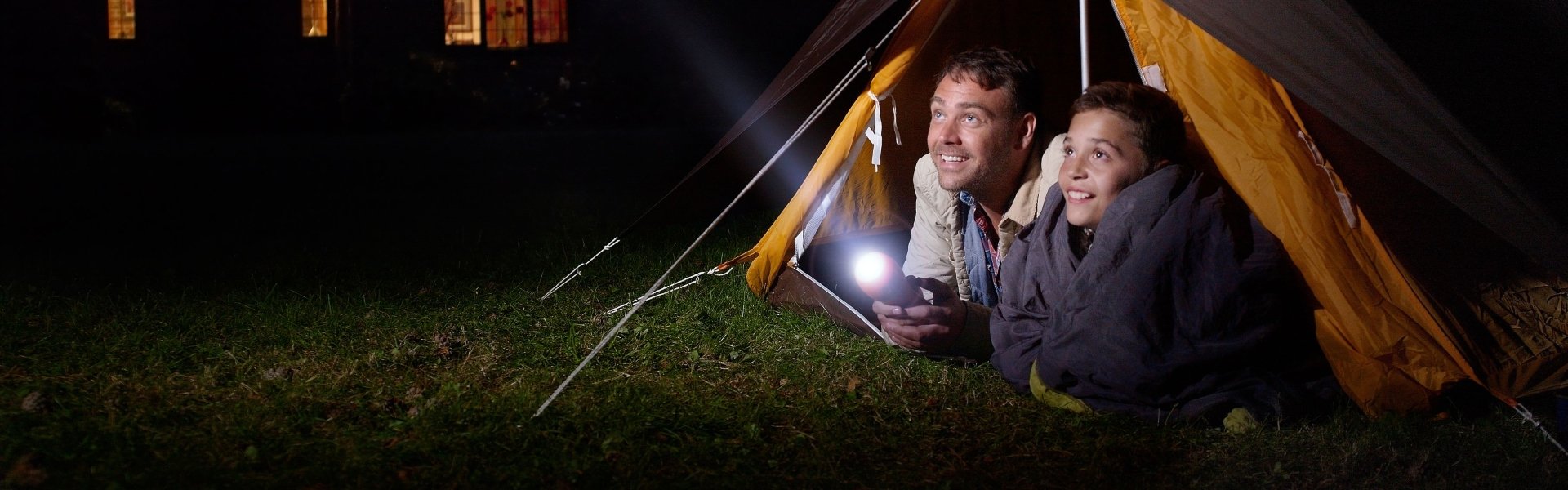 9 Best Camping Flashlights Reviewed in Detail (Winter 2026)