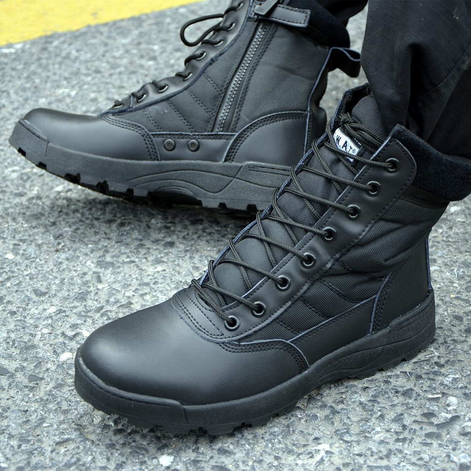 10 Best Tactical Boots Reviewed in Detail (Winter 2026)