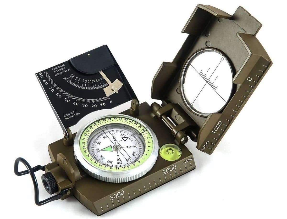 8 Best Compasses for Hiking Reviewed in Detail (Winter 2024)